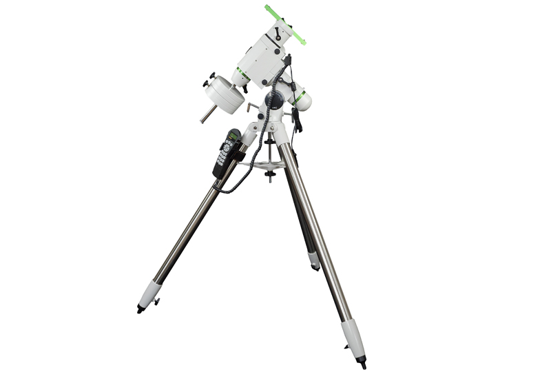 Skywatcher Teleskop EXPLORER 200PDS auf HEQ5 PRO SYNSCAN Montierung